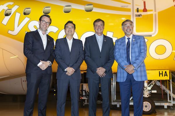 Azorra hands over first E190-E2 to Scoot | News | Flight Global